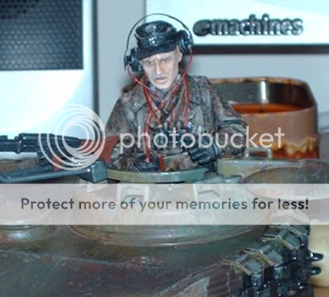 1/16 Tamiya DAK tank commander - RCU Forums